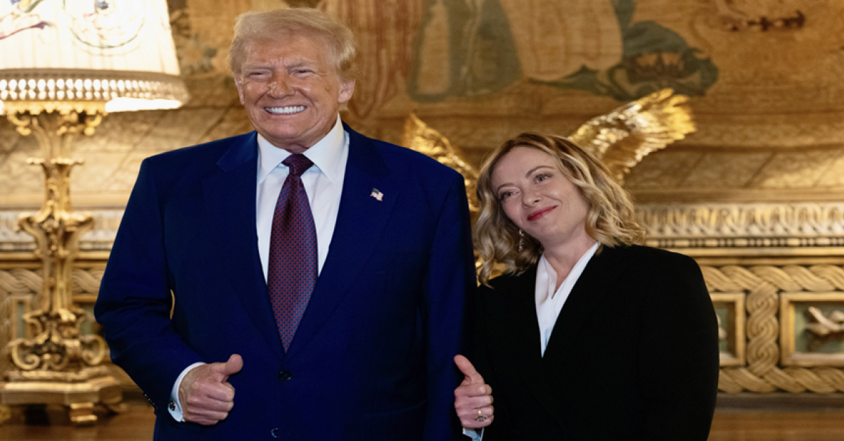 La democrazia è in pericolo: dal servilismo un po' viscido filo ...