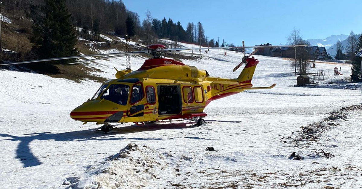Una bambina di 11 mesi si versa dell'acqua bollente addosso, trasportata in elicottero all ...