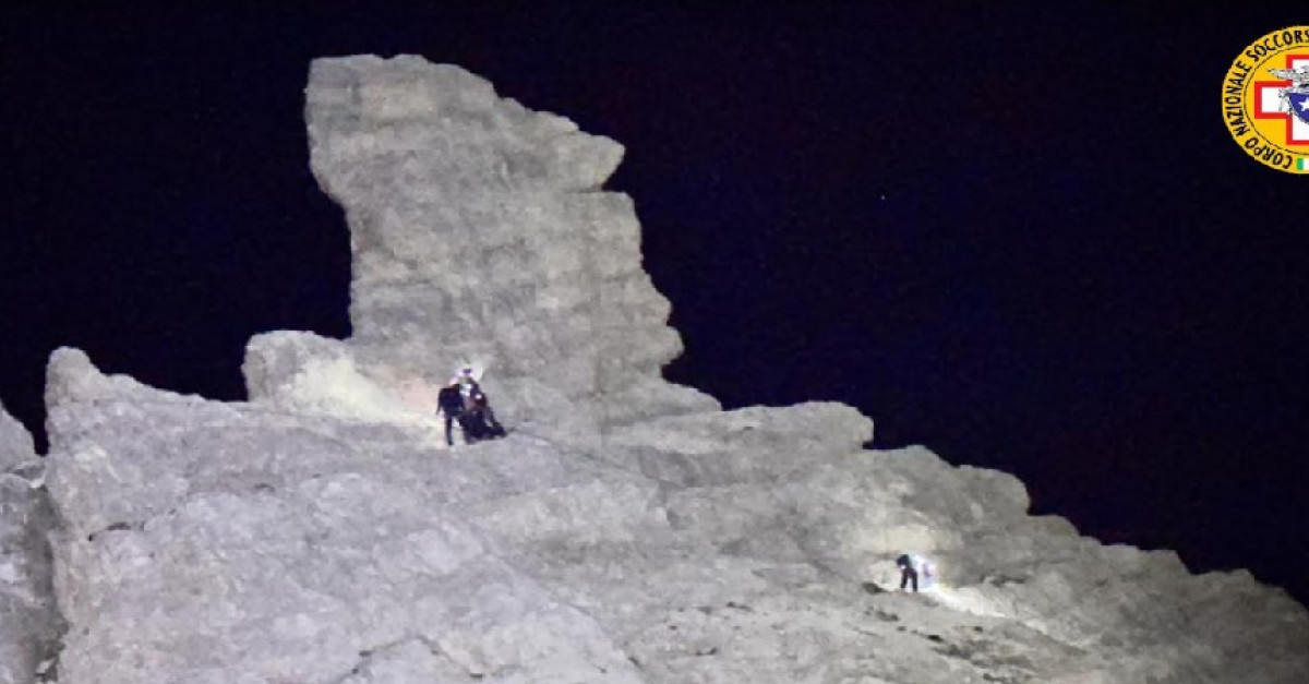 Giovani alpinisti perdono la via sulla ferrata di Punta Anna, salvati ...