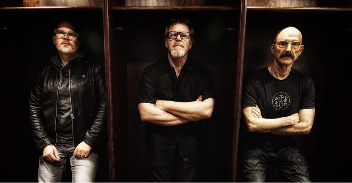 Grande musica al SanbàClub con gli Stick Men, trio di fuoriclasse della ...