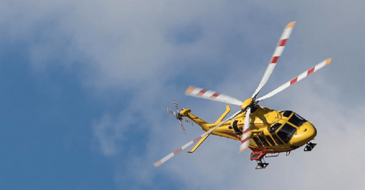 Grave incidente per una donna che è precipitata dal poggiolo. E' stata trasportata in elicottero ...