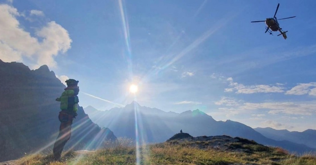 Spaventosa caduta a quota 2.500, soccorritori in azione in una zona ...