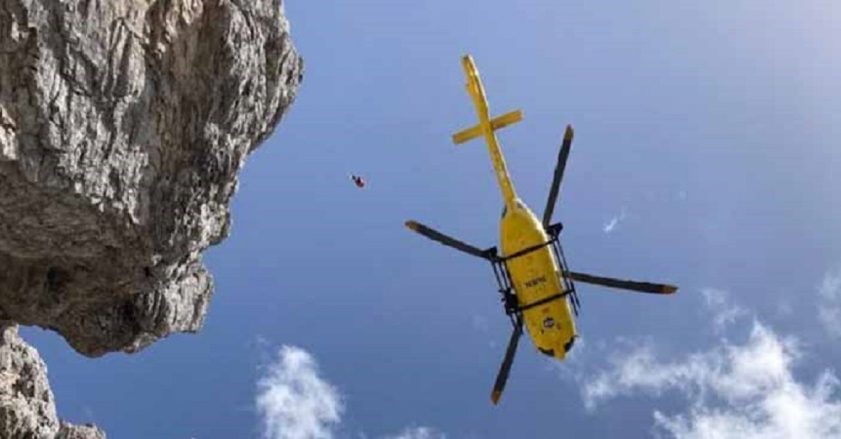 Tragedia sotto gli occhi degli amici, 18enne precipita dalla ferrata e ...