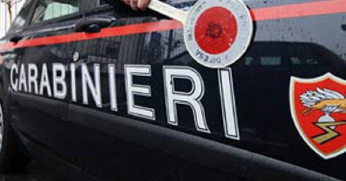 Giravano sull'Ape car e nel cassone avevano una mini moto rubata ...