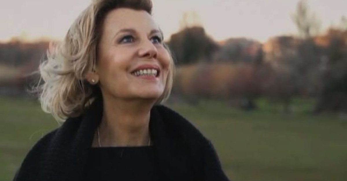 IL VIDEO. "Sulle ali di un angelo", il singolo dell'attrice Daniela ...